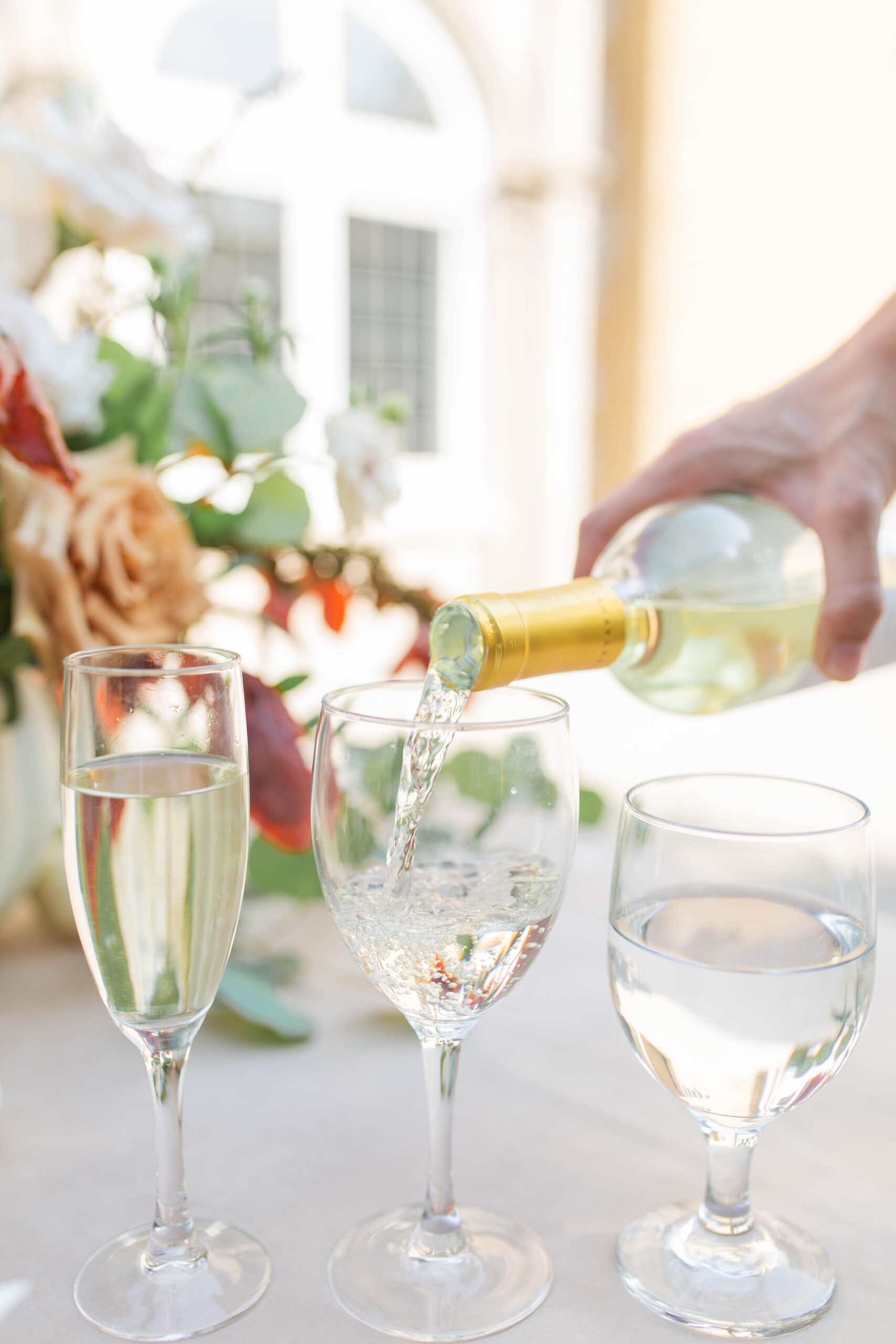 Excalibur Wine Glass - 10.5oz | A Classic Party Rental